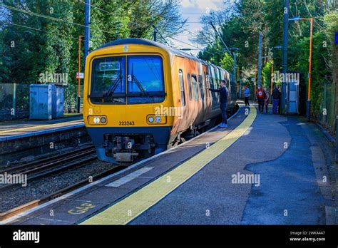Electric Powered Passenger Commuter Suburban Railway Station Stock