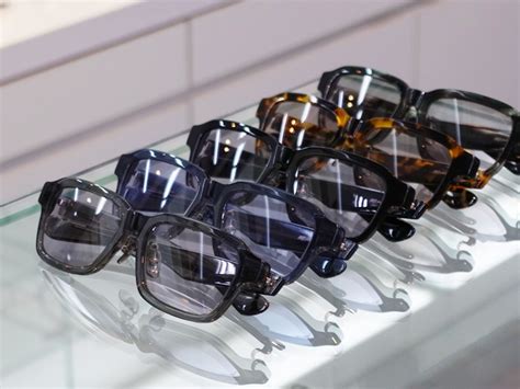 新作 春モデル入荷第 弾 selected by HAYASHI MEGANE BLOG