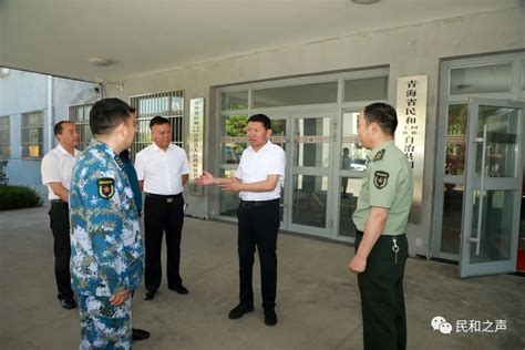 县委书记毛学鸿等县领导八一前夕慰问驻地部队官兵