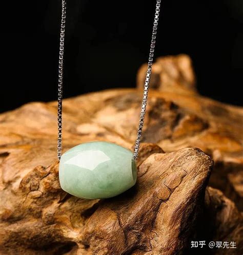 翡翠路路通，不仅聚财，更寓意一路通畅！｜翡翠品鉴 知乎