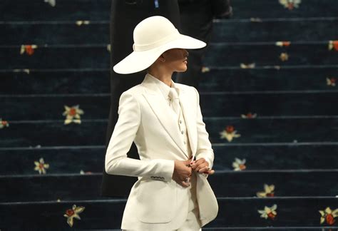 What Is The Zendaya Hat Theory All About The Meme Pubity