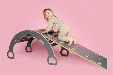 3en1 BIG Arche d escalade Montessori ROCKER avec poignées BIG rampe échelle comptoir gris