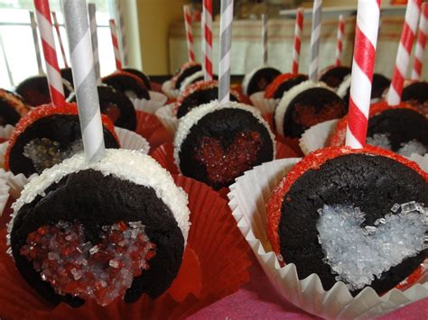 Oreo Cakester Whoopie Pies