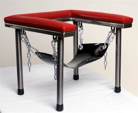 BDSM Möbel Queening Chair Oral Stahl Stuhl Polsterung kaufen und