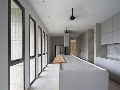 Merging Urban Oasis And Cityscape Retreat At The Blinker House Project