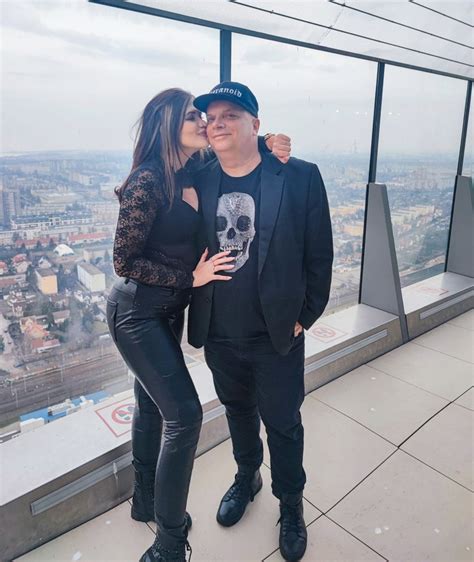 Oto Prawda O Zwi Zku Skiby I Karoliny Zakocha Si Gdy Mia On