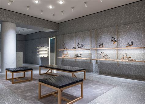 David Chipperfield Creates Palazzo Atmosphere For Valentino