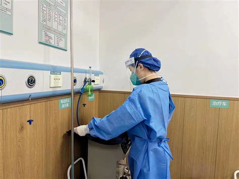 居民在家门口就能得到专业治疗！他们依托医联体获三级医院专家指导