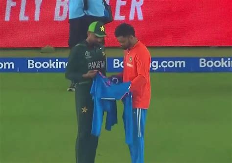 Wazim Akram Slams Babar Azam For Receiving Jersey From Virat Timeline