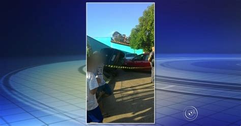 G1 Menino De 14 Anos Pega Escondido O Carro Do Pai E Causa Acidente