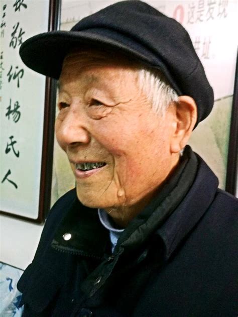西安古都書畫藝術院訪秦兵馬俑發現人楊志發 每日頭條