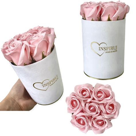 FLOWERBOX Z KWIATAMI MYDLANYMI PREZENT KWIATY RÓŻE MYDLANE WELUROWE