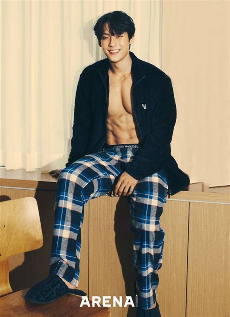 패션엔 ﻿비투비 이민혁 성난 근육 놀라워여심 홀리는 언더웨어룩