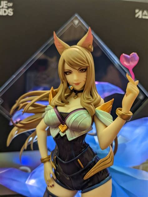 蘿塔×又想睡了 🦊英雄聯盟lol 阿璃kda17 Pvc🦊 ️製造商apex ️高度為295cm實體的膚色比起官宣圖偏黃一點但整體色調