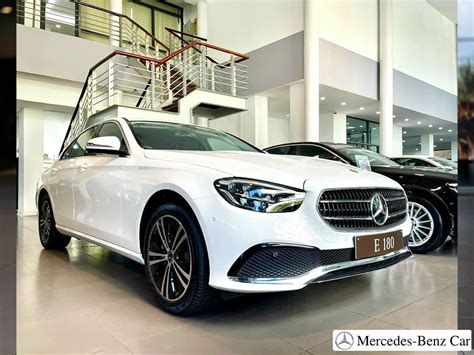 Mercedes E180 2025 Giá Bán Khuyến Mãi