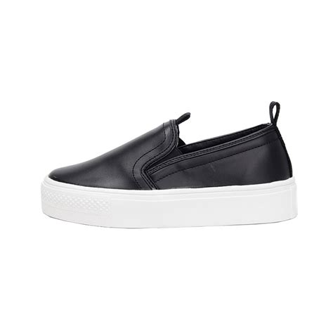 Womens Synthetic Leather Round Toe Rubber Sole Slip On Sneakers Black