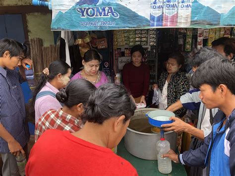 ပင်းတယမြို့၌ ဒေသခံပြည်သူများအား စားအုန်းဆီ ဈေးနှုန်းသက်သာစွာဖြင့် ရောင်းချပေး Information And