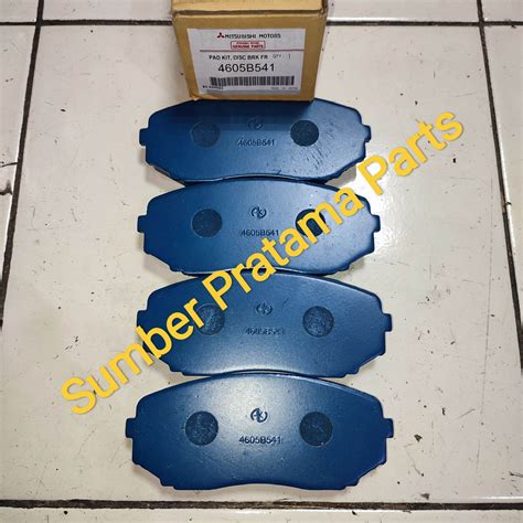 Brake Pad Front Depan Kamfas Kamvas Kampas Rem Cakram Front Depan Set Mitsubishi All New Pajero