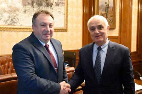 Кметът на Шумен се срещна в София с трима министри ШУМ БГ