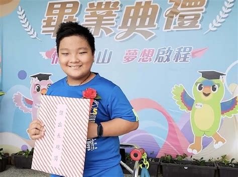好學不畏逆境 腦麻生李冠郁、林宗易獲總統教育獎 生活 中央社 Cna