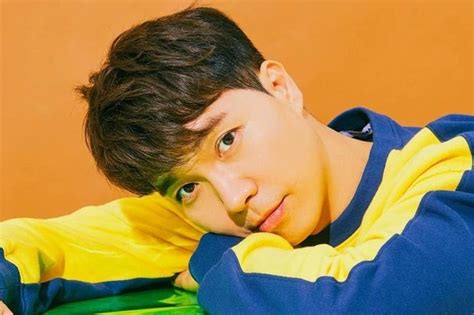 Park Soo Hong Tống Thẳng Anh Trai Chị Dâu Vào Tù Bị Bòn Rút Cỡ Này Thì