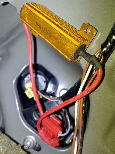 Резисторы 50w на поворотники. — Mazda 3 (1G) BK, 1,6 л, 2008 года ...
