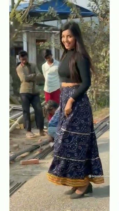 Raat Ko Aaunga Main Hot Girl Video Tik Tok Viral Dance Video
