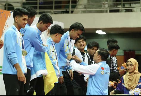 Atlet Sepak Takraw Regu Lelaki Pulau Pinang Raih Emas Buletin Mutiara