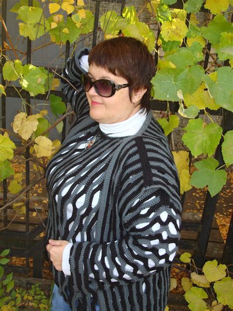 Дырка на дырке | Ruffle blouse, Blouse, Sweaters