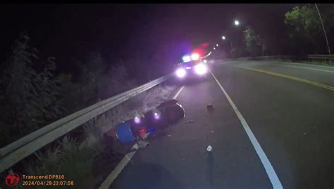 老翁機車自摔心跳驟停 六龜警消關鍵cpr救命 蕃新聞