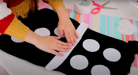 3 Non Scary Diy Halloween Costumes That Are Super Easy To Make Upstyle