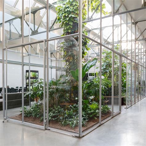 Space Encounters Uses Planted Partitions To Divide Synchroons Utrecht