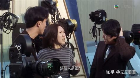 喜剧之王为什么要有周星驰和吴孟达去当卧底这段？ 知乎