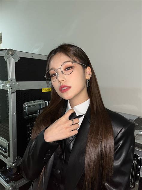 Rappers South Korean Girls Korean Girl Groups Asia Artist Awards