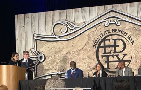 Multitasking At The Edtx Bench Bar