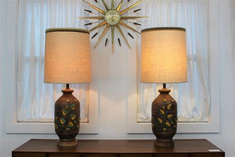 Mid Century Modern Pair Of Ceramic Lamps Grestuff