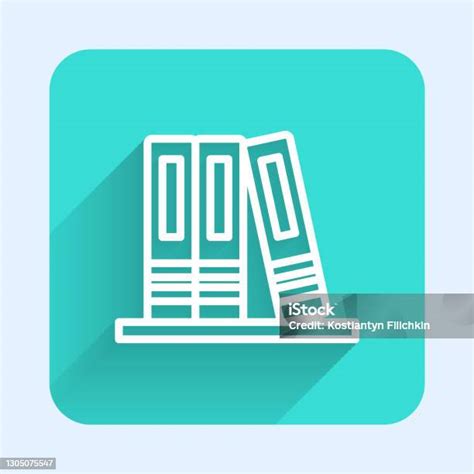 긴 그림자로 격리 된 용지 및 문서 아이콘이있는 화이트 라인 Office 폴더입니다 사무실 바인더 아카이브 폴더 기호입니다 녹색