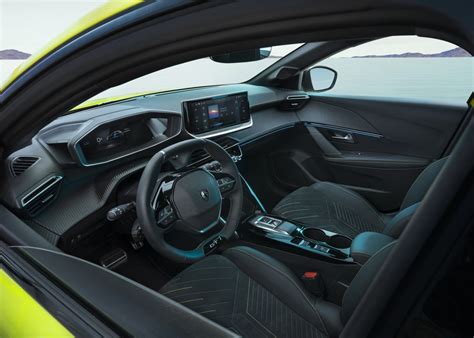 New Peugeot E 208 Brings New Colors And More Style To The Ev Game Arenaev