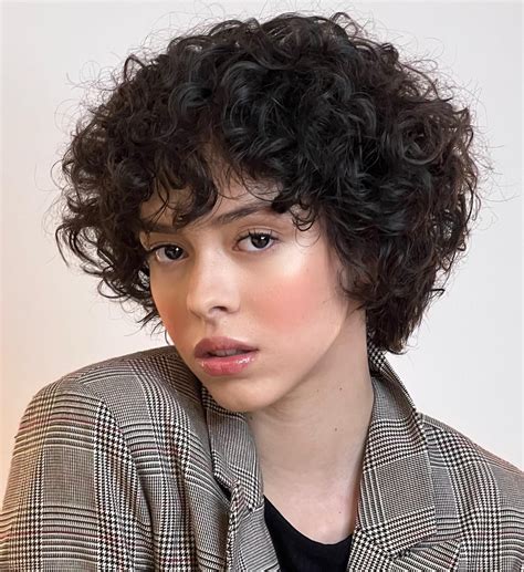 60 Short Curly Hair Ideas To Embrace Your Natural Beauty Hairstyle
