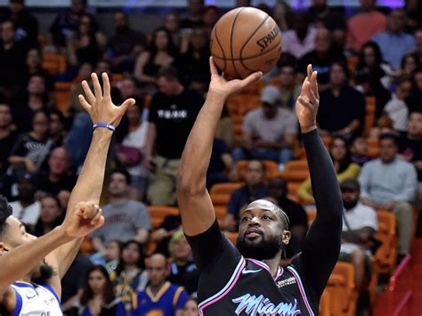Nba World Reacts To Dwyane Wade Beating Warriors At The Buzzer