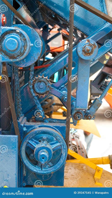 Cog And Gear Of Engine Stock Image Image Of Factory 39347545