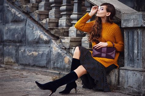 17 Long Fall Skirts That Will Look Chic With Your Favorite Boots