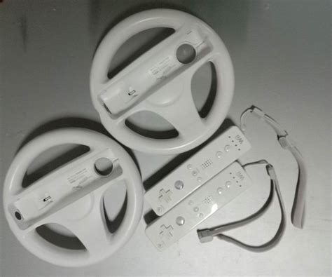 Nintendo Wii Mote Wii Wheel Bundle Video Gaming Video Games