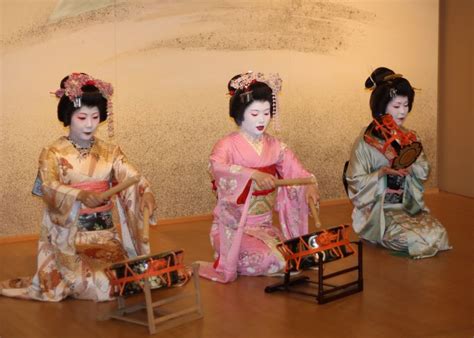 Japanese Geisha Folk Culture Geisha Culture In Tokyo Tokyo Travel