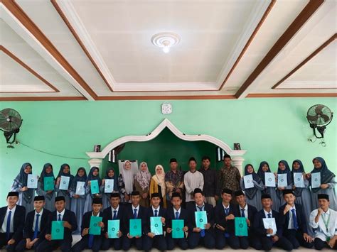 Penulisan Kti Menjadi Syarat Lulus Dan Wisuda Pondok Pesantren