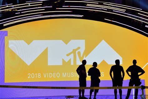 La Fin Dune époque Les Chaînes Musicales De Mtv Vont Disparaître à