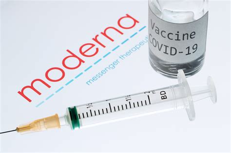 Coronavirus le régulateur européen approuve le vaccin Moderna pour
