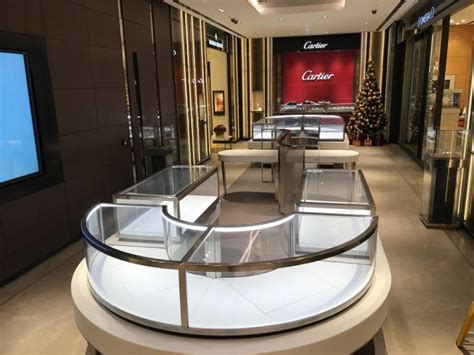 Secure Display Case Retail Display Security Jewellers Secure