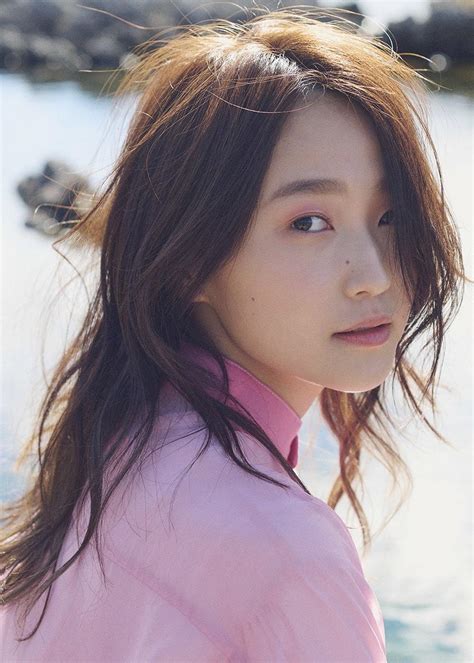 画像】元モーニング娘。鞘師里保、セカンドep『reflection』リリース決定 新アーティスト写真も公開」の画像12 Spice