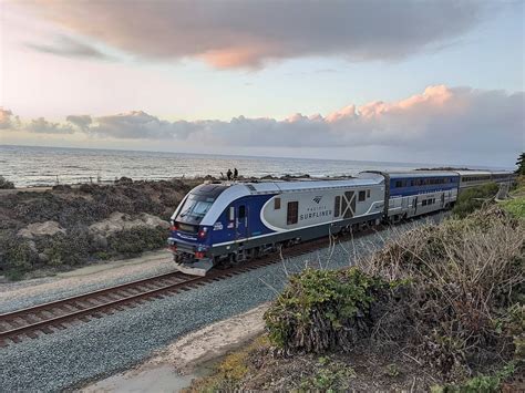 This 1 Hour Coastal Train Ride From San Diego Drops You Steps Away From